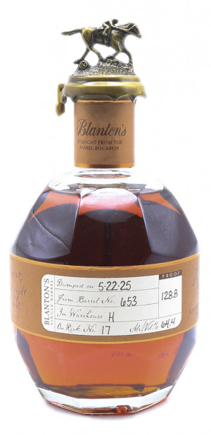 Willett Rowan's Creek Small Batch Bourbon 50,05% – USA - Clos des ...